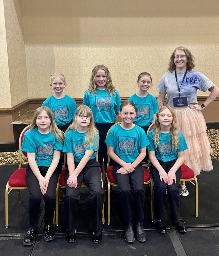 Fraser Valley Elementary students sing with Colorado Elementary All ...